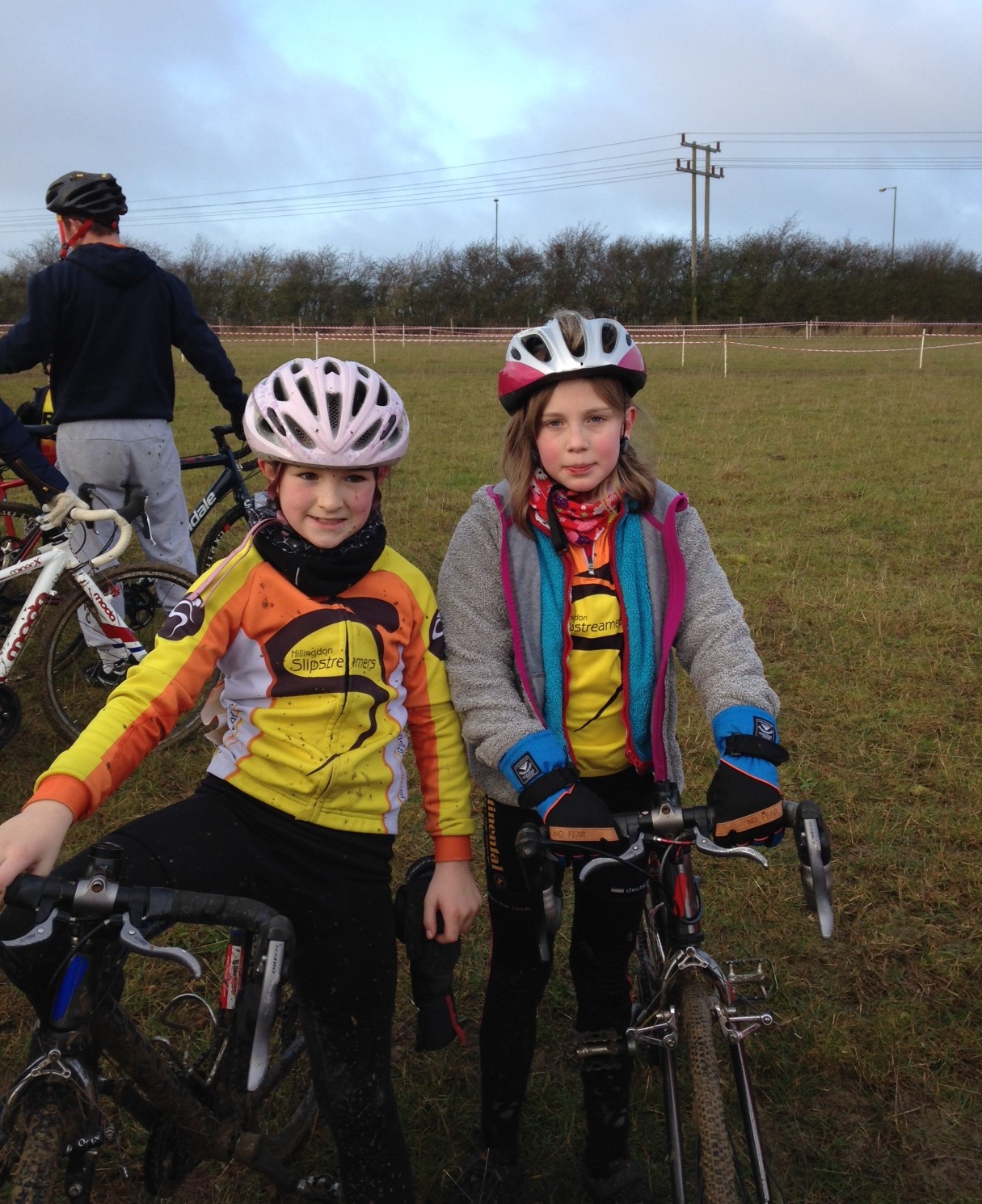 Caitlin & Astrid Report on the Central CX10 Hitchin Nomads Race ...